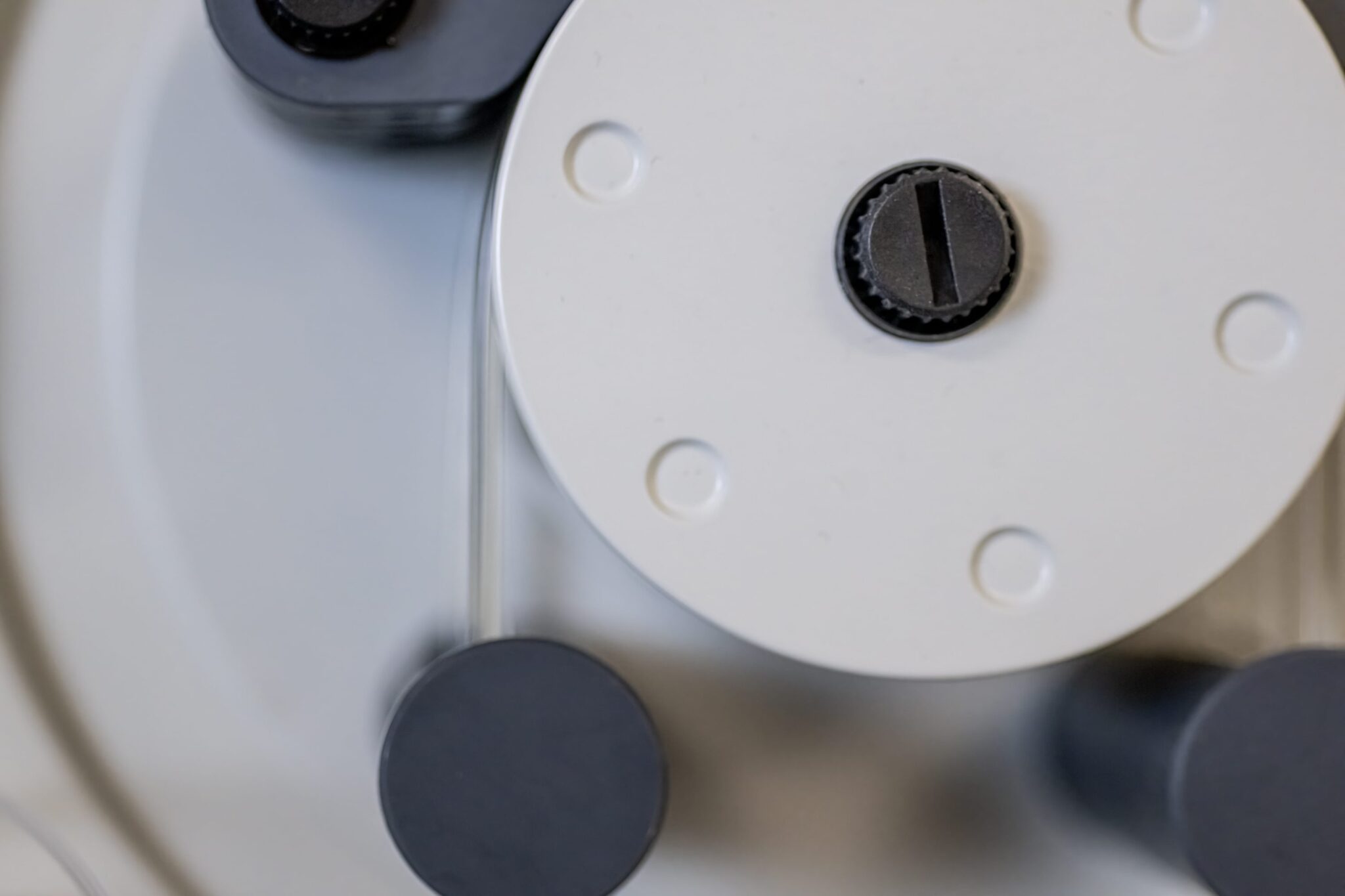 Nuclear Magnetic Resonance Spectroscopy (NMR) - SGS PSI